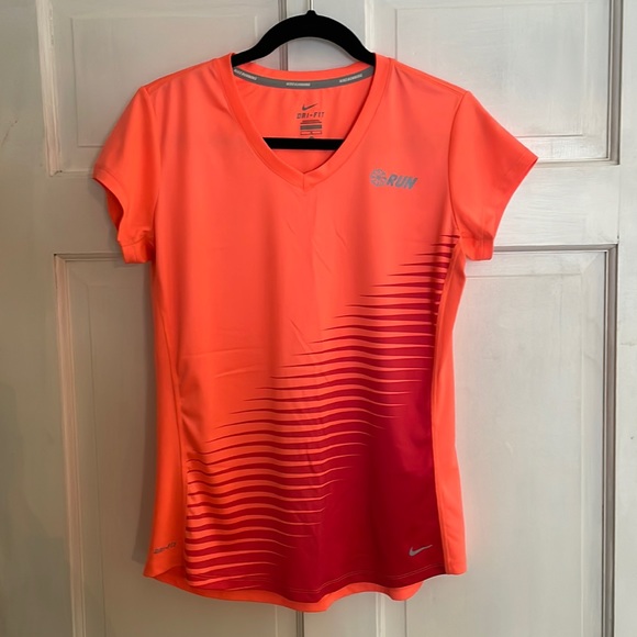 Nike | Tops | Nike Run Drifit Workout Top | Poshmark